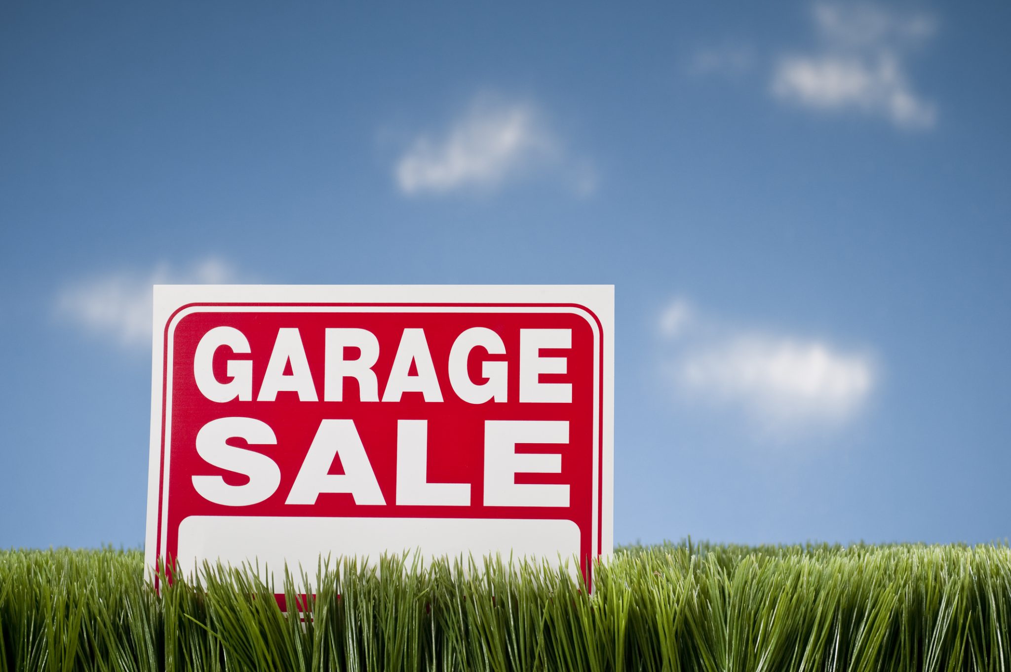Planning & Running Your Garage Sale - Amber's Organizing